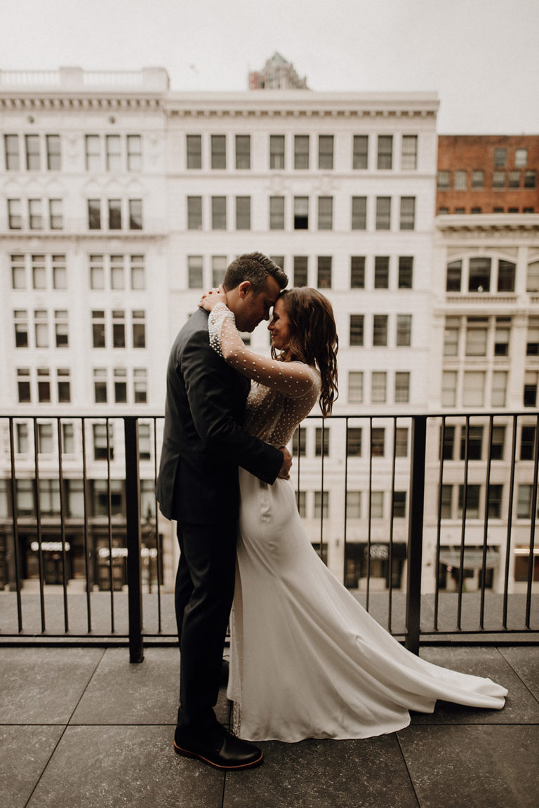 A Modern Downtown Detroit Wedding | Something Blue Weddings
